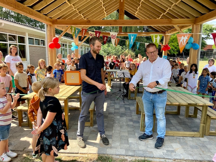 Basisschool In ‘t Groen start schooljaar met gloednieuwe buitenklas ...