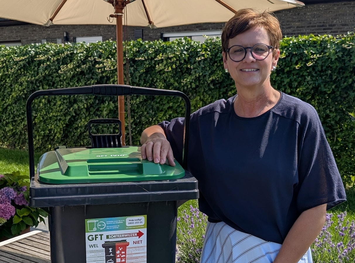 N-VA wil wekelijkse ophaling GFT-afval tijdens zomer: “Klachten over ...