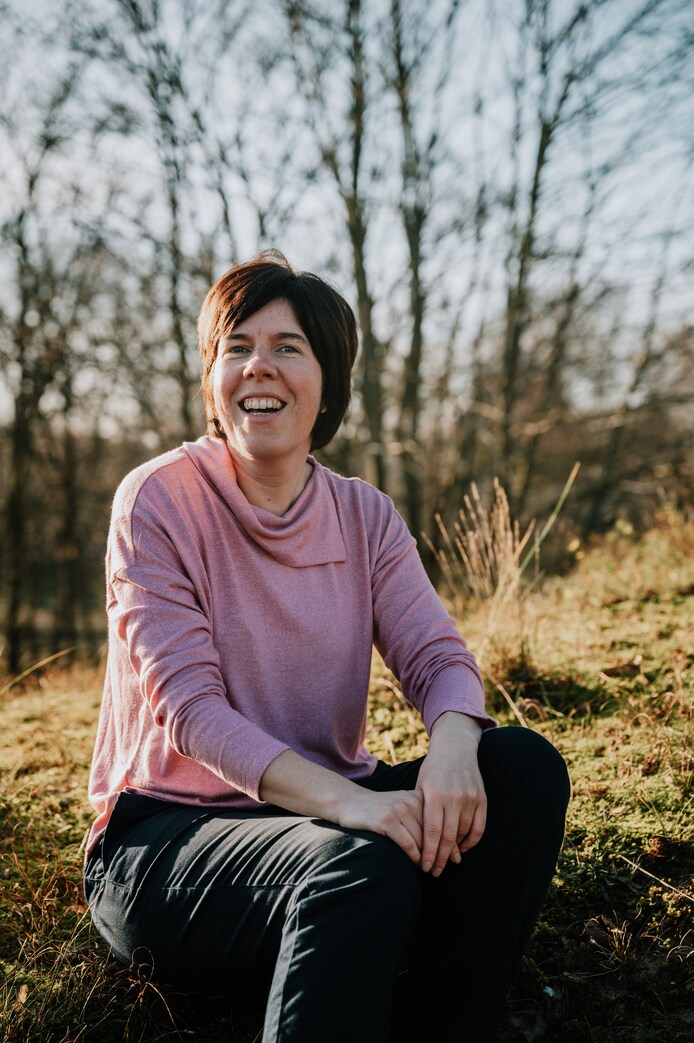 Na dood van haar zus gaat Isabel aan de slag als coach: “Hoe een ...