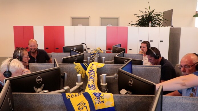 STVV-iconen bellen fans op met de vraag om abonnee te worden | Sint ...