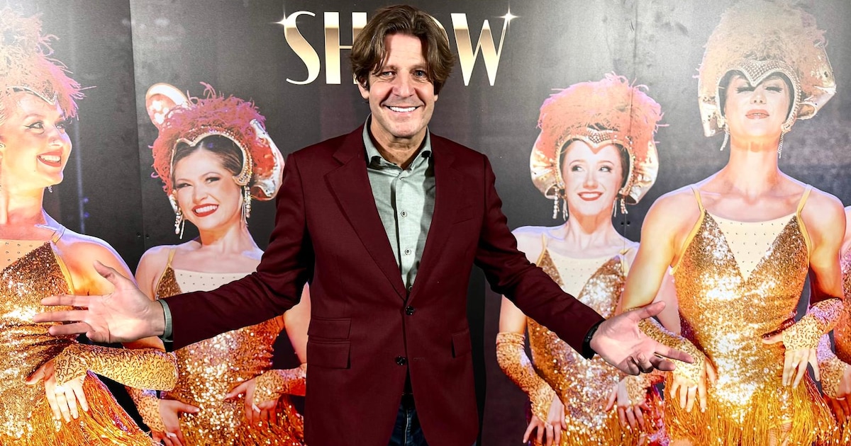 Günther Neefs voor het eerst opnieuw in het openbaar na hersentrombose ...