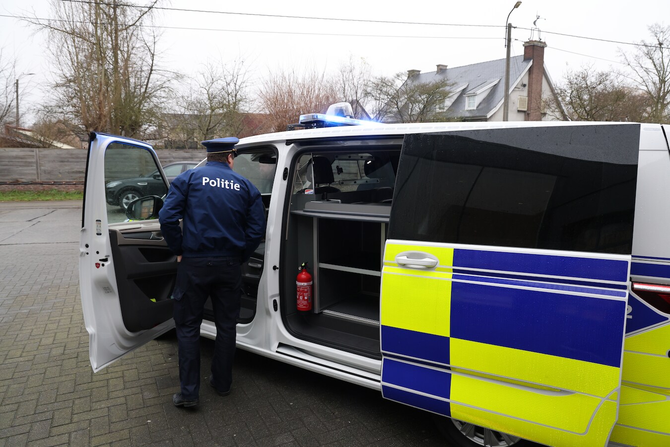 Politie Dendermonde neemt twee nieuwe politiecombi’s in gebruik met ...