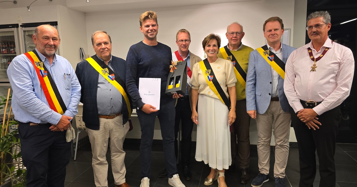Slager Moenske uit Bentille krijgt gouden ereteken als ‘Laureaat van de ...