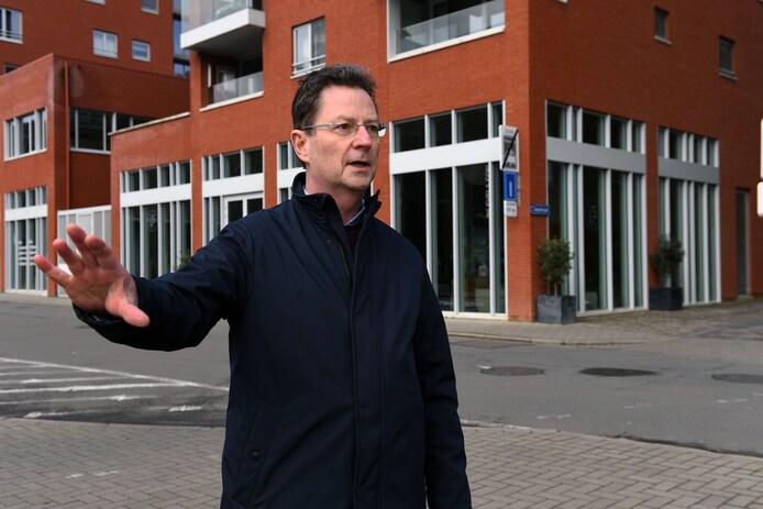 Leuven telt 160 nationaliteiten: spannen de Nederlanders nog steeds de ...