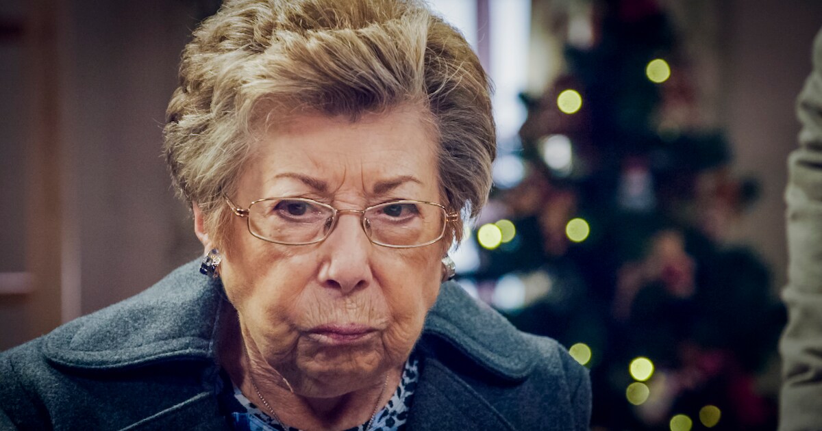 De Bomma uit ‘Familie’ dan toch niet in ‘Gert Late Night’: “Geen ...