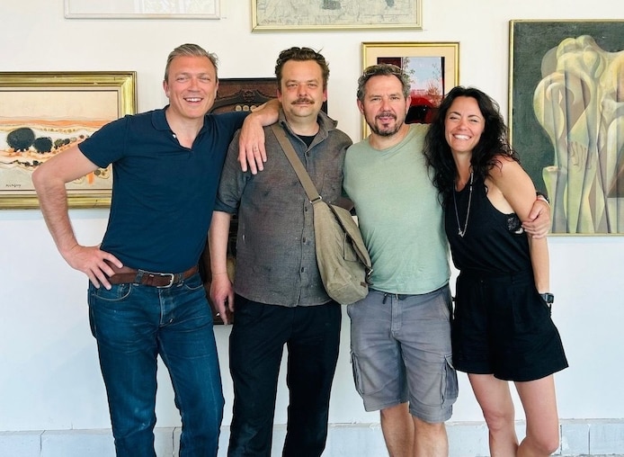 Axel Daeseleire en Maxine Van Gils stellen 50 kroegen tentoon ...