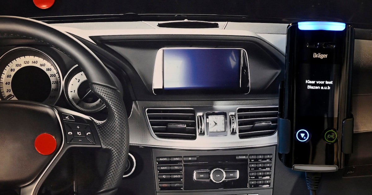 Struikelend van achter stuur geplukt: twintiger krijgt boete, rijverbod ...