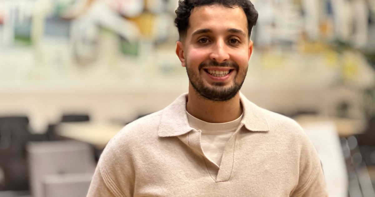 Achraf El Yakhloufi (26) schrijft opiniestuk na schokkende reactie op iftar-beelden: “Extremen ...