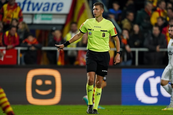 Amper 28 maar Arthur Denil zet nu al punt achter carrière als ...