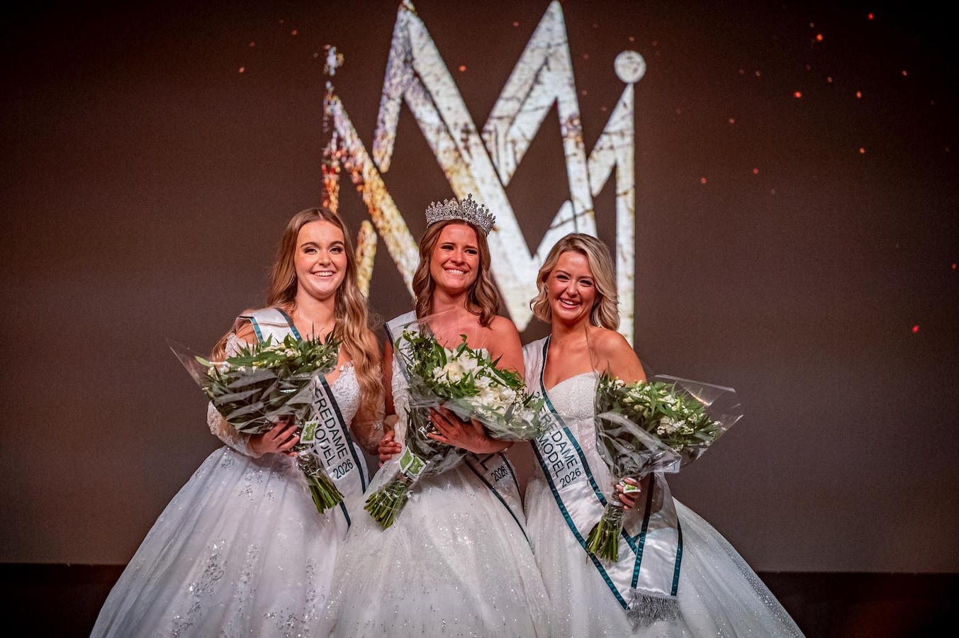 Vroedvrouw Morgane (26) uit Halle kroont zich tot Miss Model 2026: “Ik ...