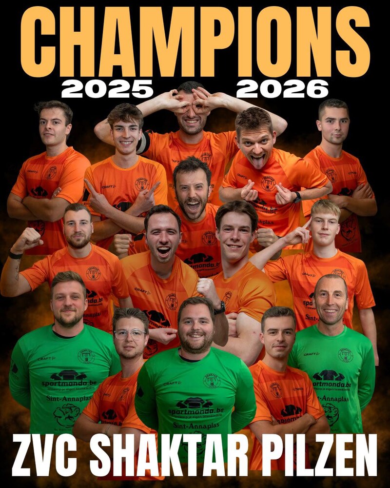 Zaalvoetbalclub Shaktar Pilzen viert eerste titel met supportersfeest ...