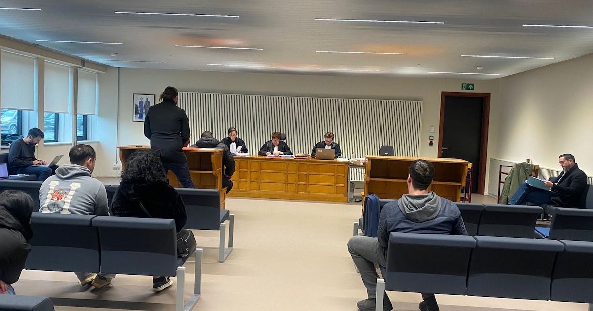 Man met 22 veroordelingen opnieuw betrapt achter het stuur ondanks ...