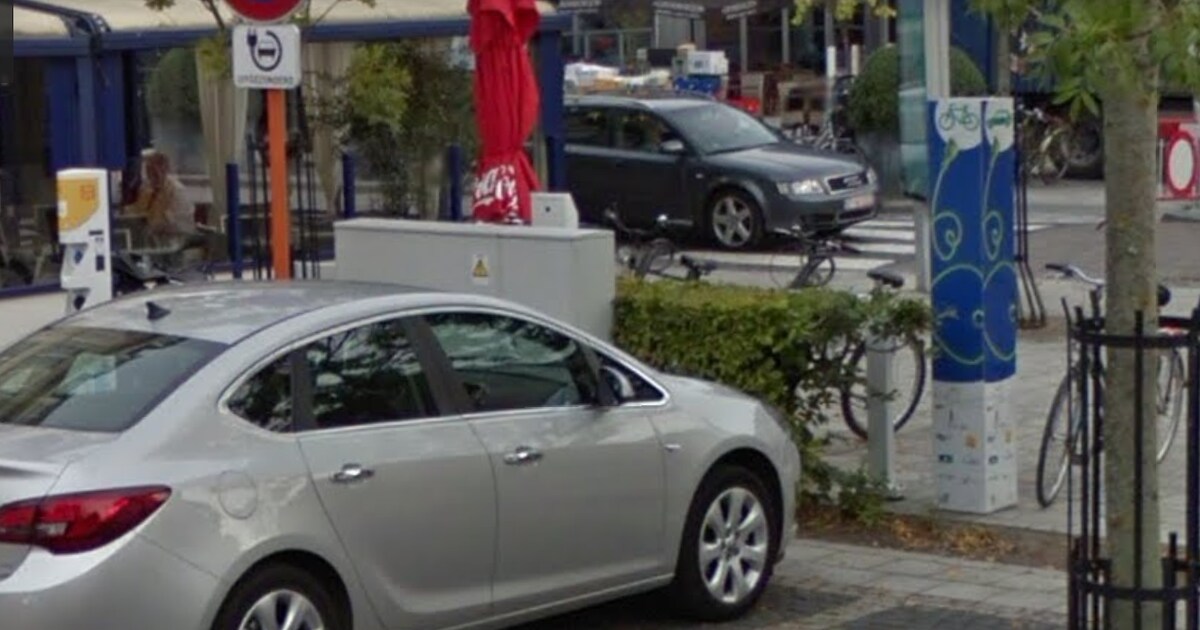 Elektrische laadpalen op komst op zes locaties | Lier | hln.be