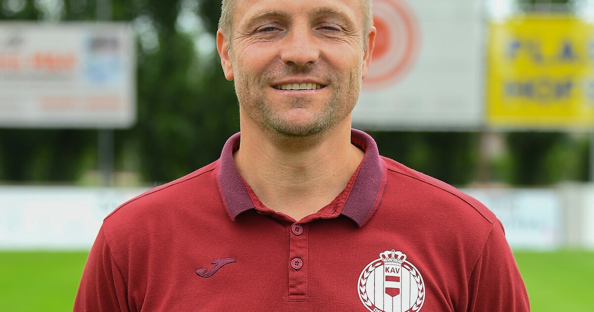 KAV Dendermonde maakt doorstart met Bart Verhulst als T1: “Tonen dat we ...