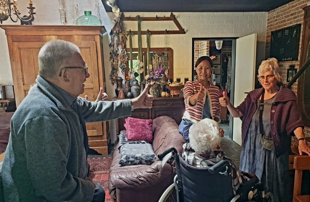 ‘J’attendrai’ van Yvette Ravell en bingo bij de buren: wzc Wommelgheem ...