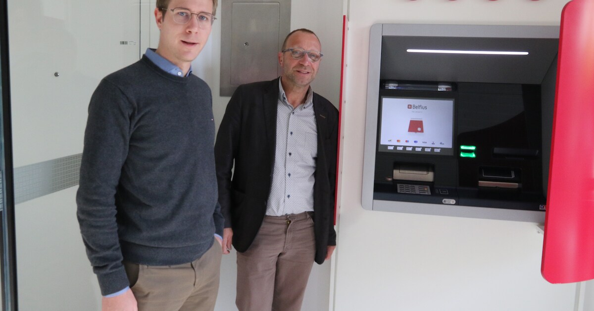 Aantal bankautomaten slinkt in Heuvelland: “De spreiding kan veel beter ...