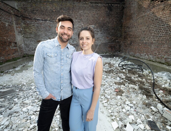 Lynn Van den Broeck en Mathias Vergels zetten verbouwing even on hold ...