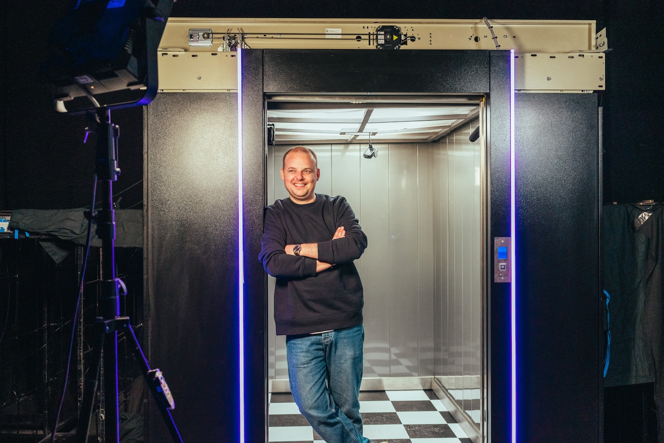 “De lift start 4 meter onder de grond, op de bodem van een oud zwembad”: achter de schermen van ...