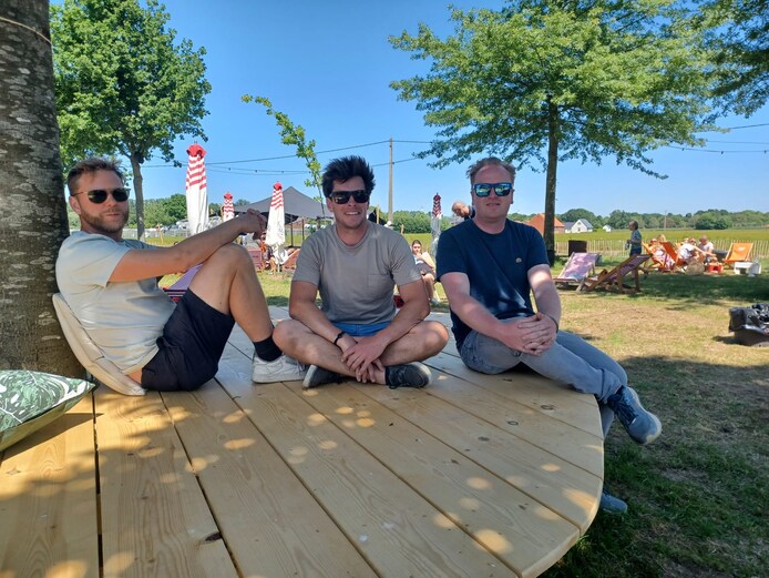 Zomerbar Barmuda kent zonnige start: “Familiale sfeer en duurzaamheid ...