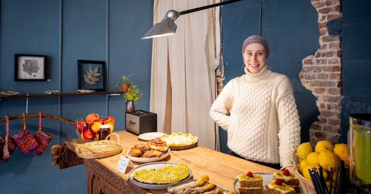 NET OPEN. Koffie, kunst en scones: Ierse studente Emily (24) opent ...