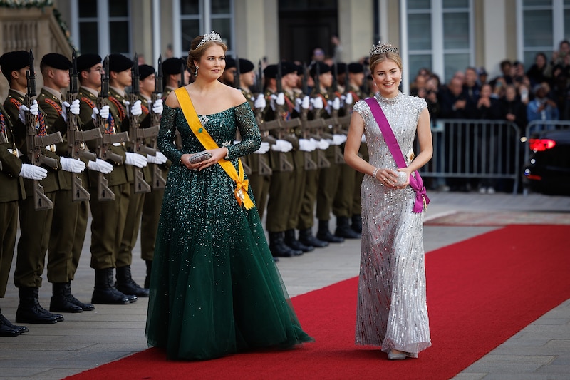 Mensen over de hele wereld praten over de beelden van prinses Elisabeth ...