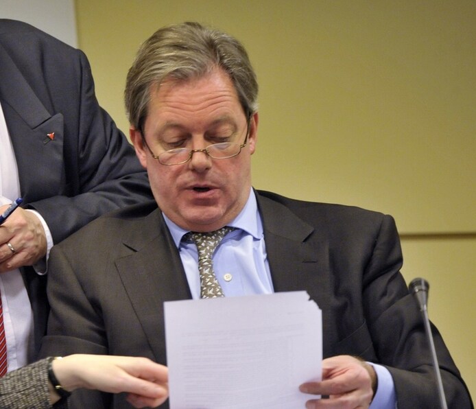 "Holemans vergeleek appelen met peren" | Binnenland | hln.be