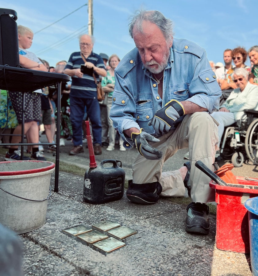 80 jaar na razzia in Molenbeersel worden slachtoffers vereeuwigd met ...