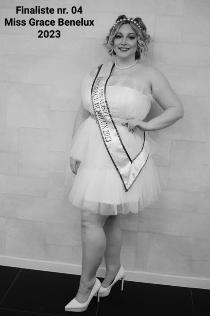 Oostkampse Chelsea Willems (25) waagt haar sprong bij Miss Grace ...