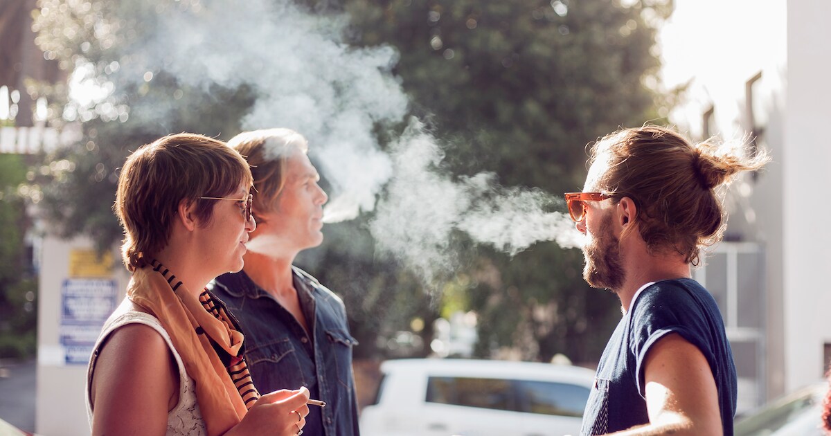 ‘Waar is het respect gebleven voor mensen die roken?’ | Lommel | hln.be