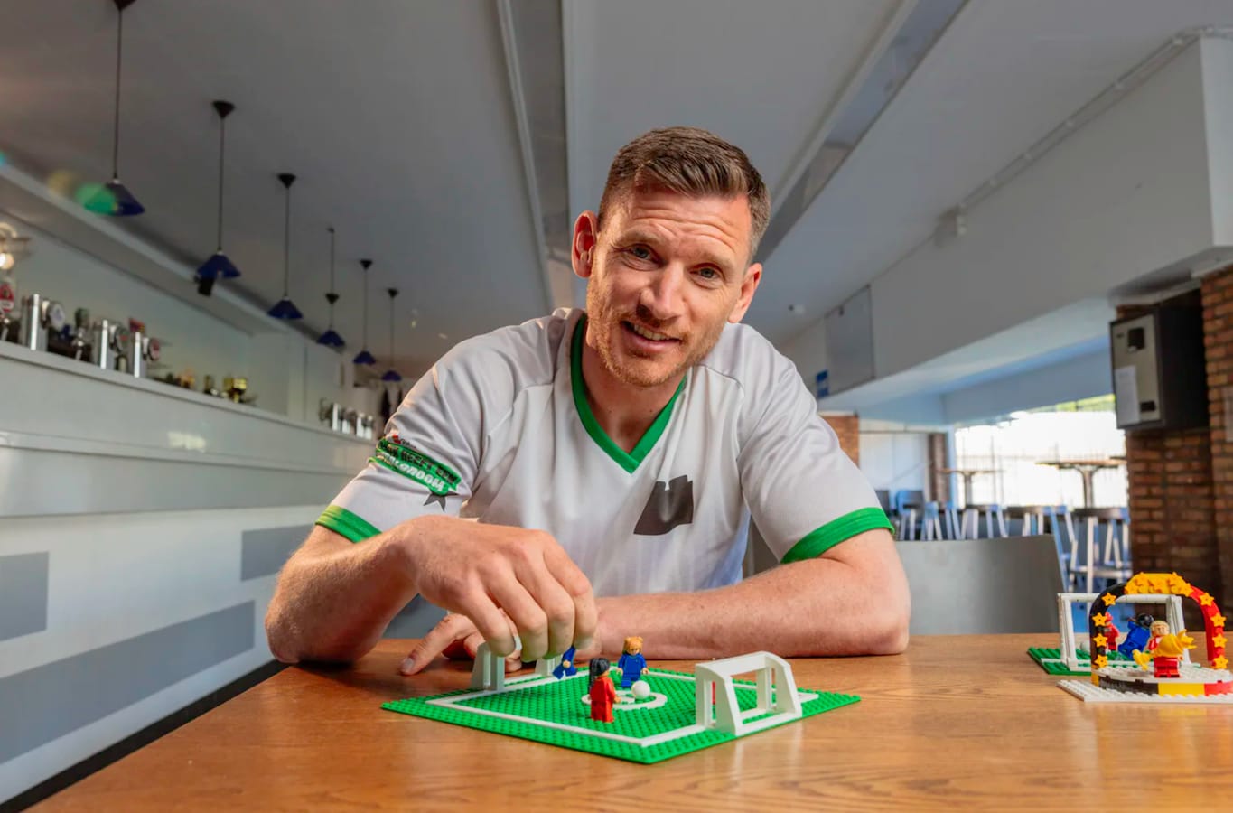 Jan Vertonghen kroont bouwwerk van vier Antwerpse meisjes tot winnaar ...