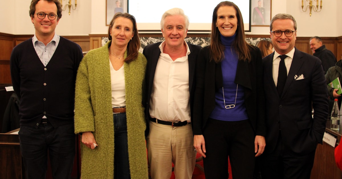 Zo verliep de installatievergadering in Sint-Genesius-Rode: “Derde en ...