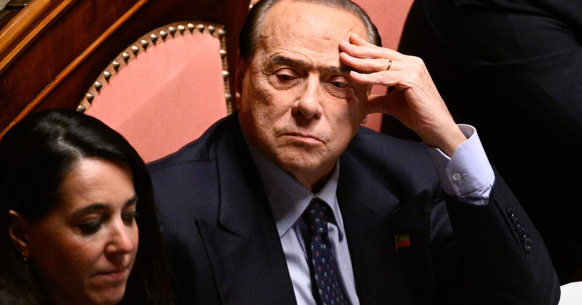Berlusconi dan toch vrijgesproken in 'bunga bunga'-corruptieschandaal ...