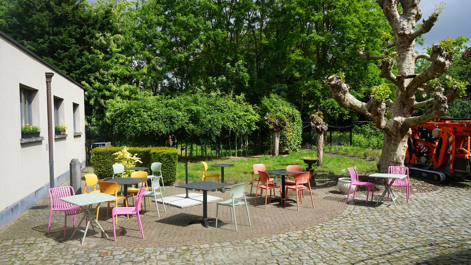 NET OPEN. Van dokterspraktijk naar koffie- en champagnebar: “Bubbles ...