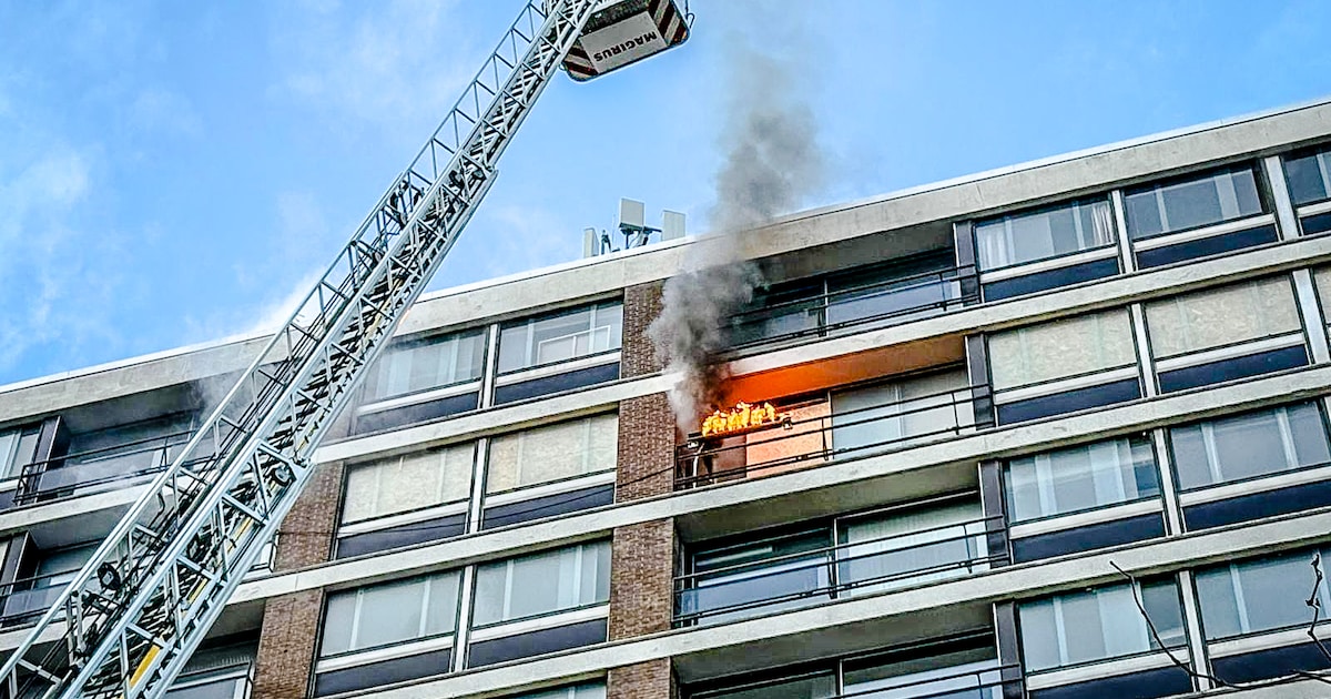 Eén van hoogste flatgebouwen van Brugge staat in brand (al was het ...
