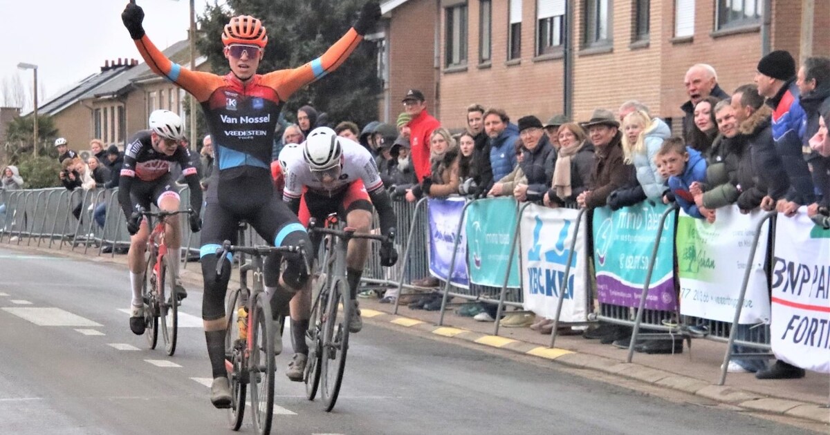 Rik Goossens heeft eerste overwinning al op zak: “Val van vorig seizoen ...