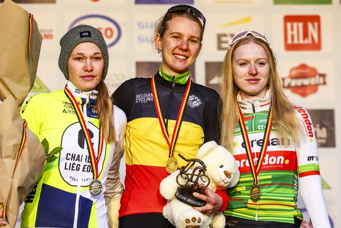 Lore De Schepper is Belgisch kampioen bij de beloften: “Ik kon mijn ...