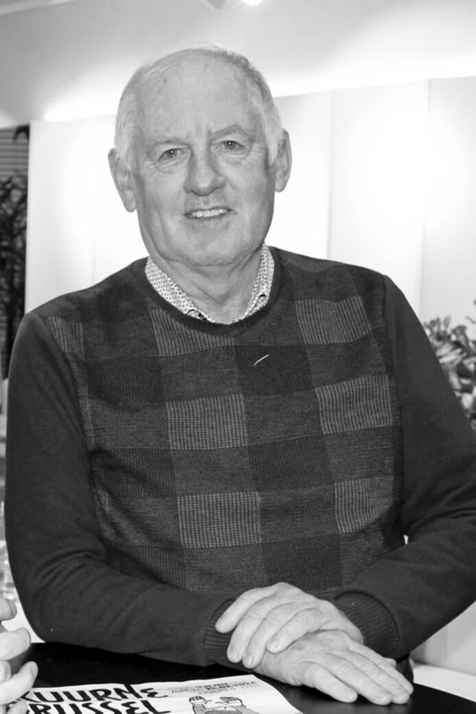 Wielerwereld neemt afscheid van Geert Penez (68), voorzitter Kuurne ...