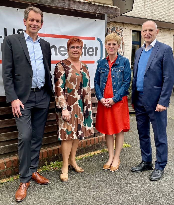 Linda Boon stapt over naar Lijst Burgemeester | Beersel | hln.be