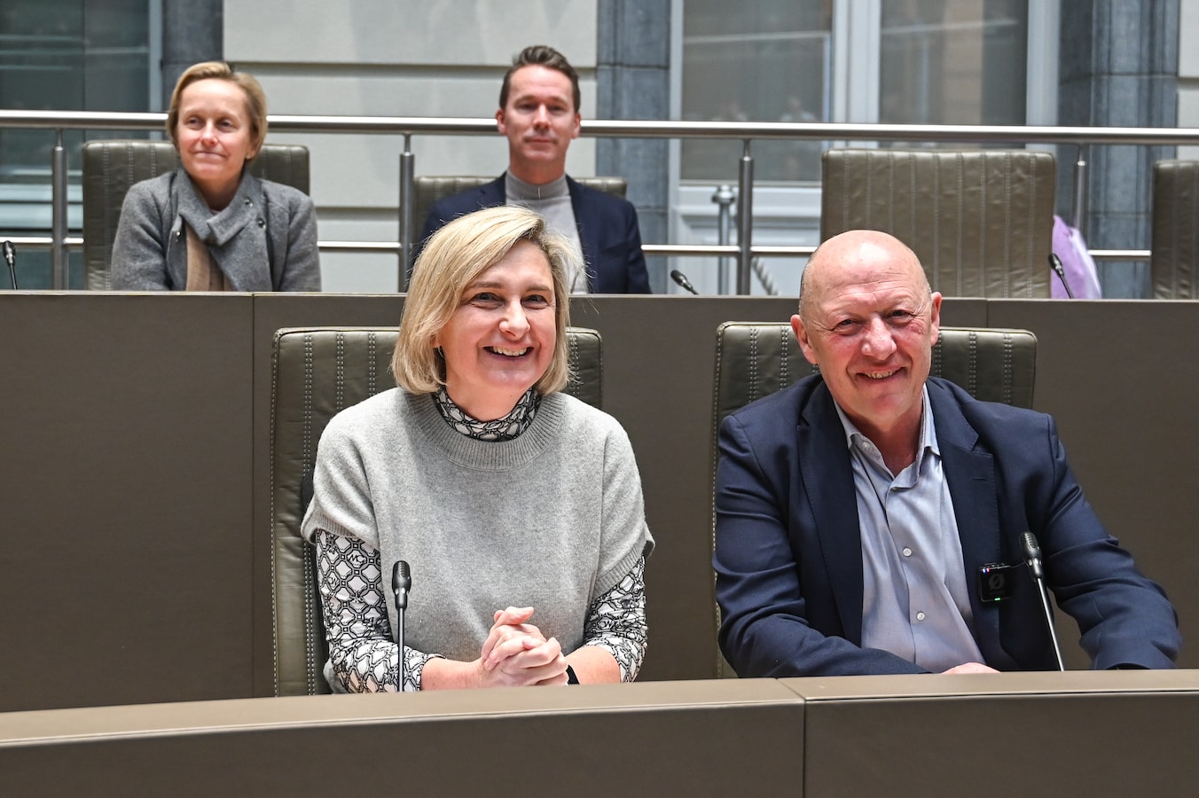 Nog maar 1 uur godsdienst per week? Of vasthouden aan 2 uur ...