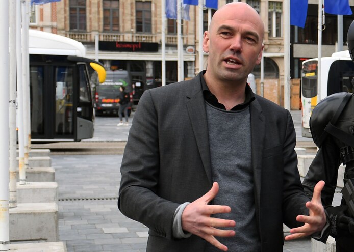 De Hoorn koopt iconische Manhattan aan Vaartkom, maar hoe zit het met ...