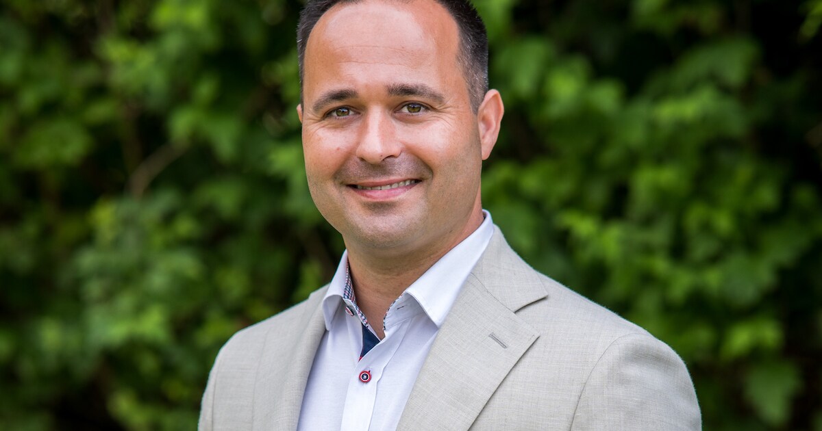 Dit zijn de vakantieplannen van Glenn Van Rillaer, burgemeester van ...