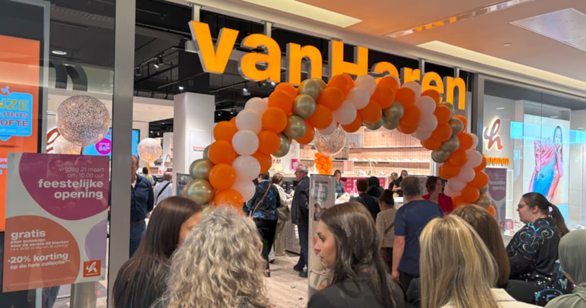 Opening nieuwe schoenwinkel vanHaren lokt heleboel nieuwsgierigen naar ...