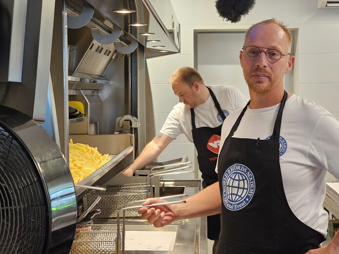 Frituur De Wissel in Rijkevorsel gestart aan wereldrecordpoging ...