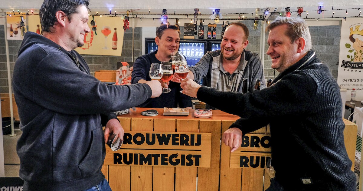 Eindelijk weer fysiek Bierfestival, en daar genieten honderden ...