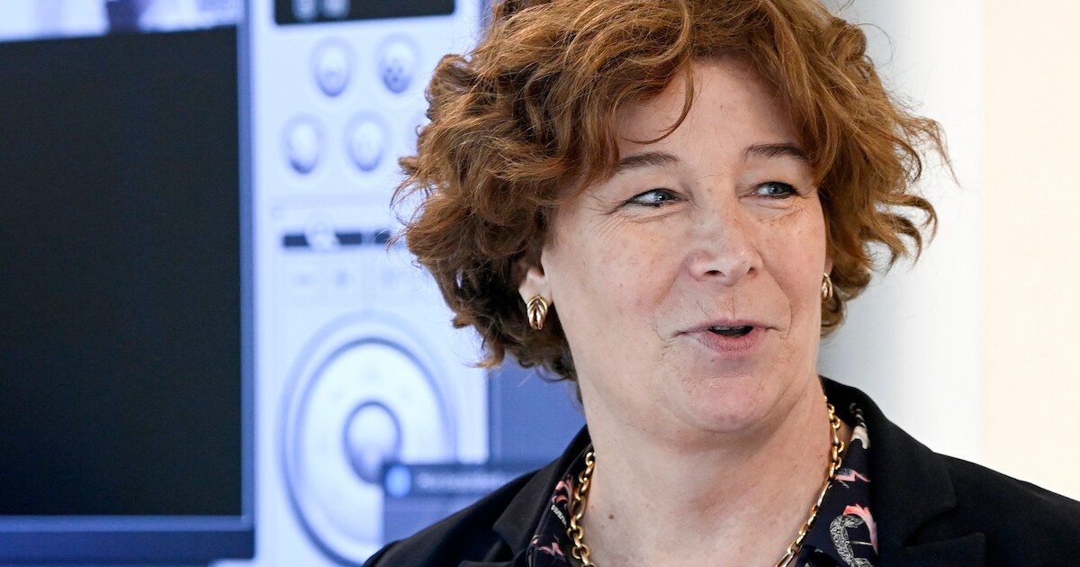 Minister De Sutter laat verkoopovereenkomst tussen bpost en Golden ...