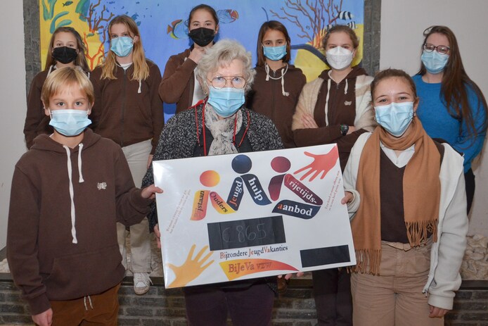 Wandeltocht en wafelbak van Sint-Franciscusinstituut Brakel levert mooi ...