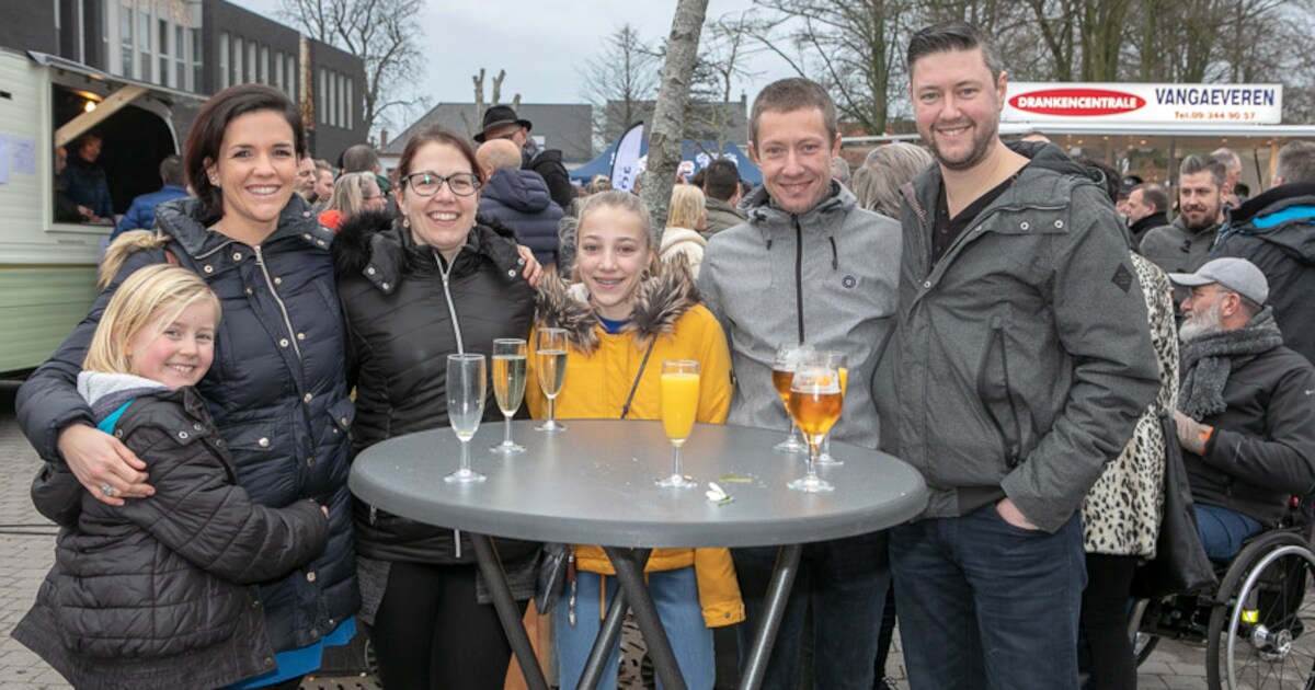 Assenedenaren heffen zondag het glas op het nieuwe jaar | Assenede | HLN.be