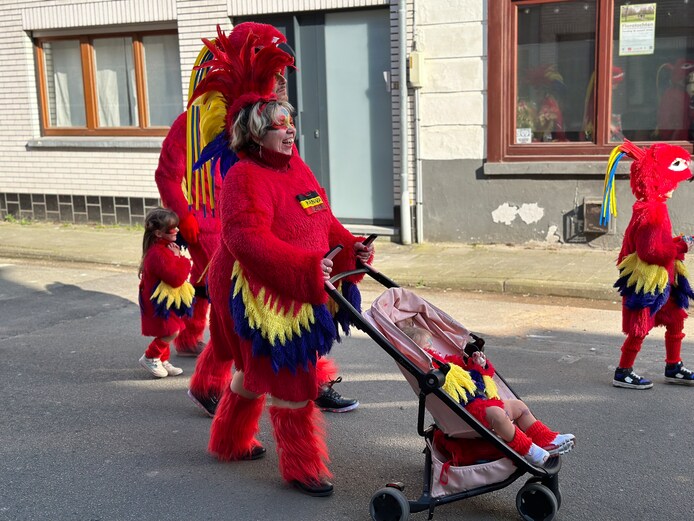 IN BEELD. Karnaval —met een ‘k’— trekt door straten van Ledeberg | Gent ...