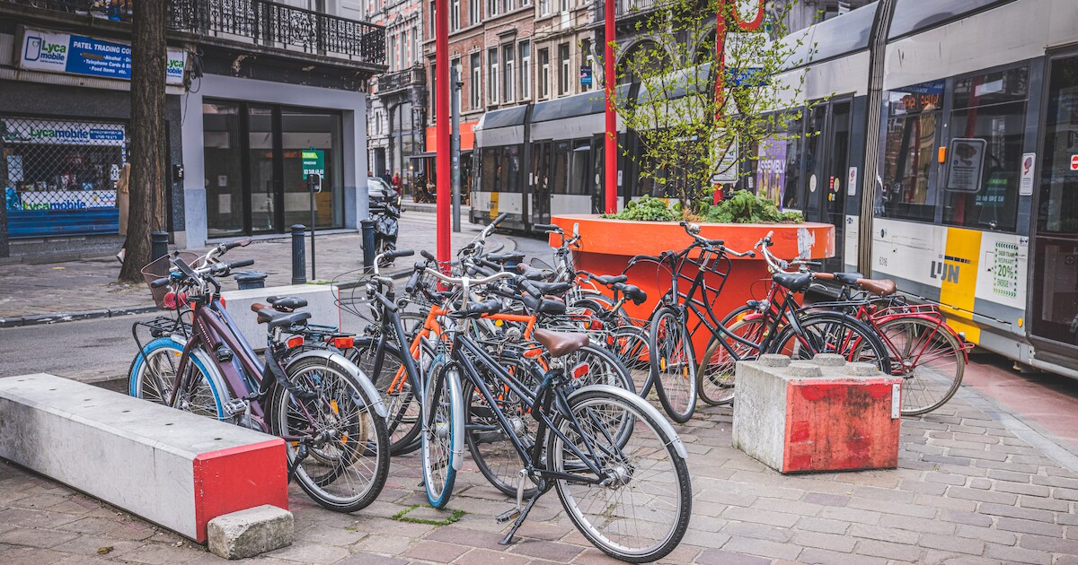 Is dit de oplossing voor rondslingerende fietsen in Gent? “We ...