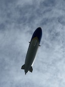 KIJK. Iconische Goodyear Blimp weer opgestegen in Grimbergen en gespot ...